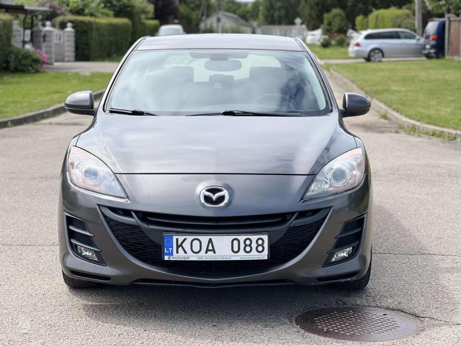 Pelēks Mazda 3 2010 Radviliškis, ar dzinēja tilpumu 1.56 L un nobraukumu 345 tūkst. km par 2150 €, foto 3 vietnē AUTOMOTO.COM.LV