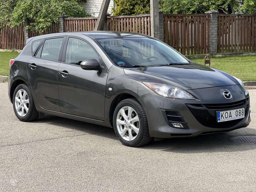 Pelēks Mazda 3 2010 Radviliškis, ar dzinēja tilpumu 1.56 L un nobraukumu 345 tūkst. km par 2150 €, foto 4 vietnē AUTOMOTO.COM.LV