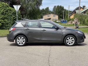 Pelēks Mazda 3 2010 Radviliškis, ar dzinēja tilpumu 1.56 L un nobraukumu 345 tūkst. km par 2150 €, foto 5 vietnē AUTOMOTO.COM.LV