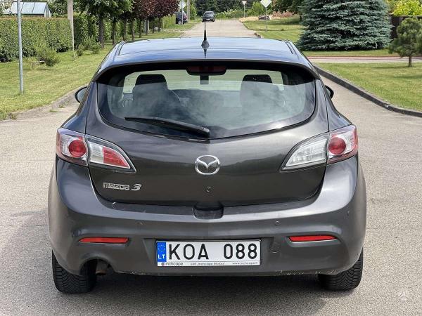 Pelēks Mazda 3 2010 Radviliškis, ar dzinēja tilpumu 1.56 L un nobraukumu 345 tūkst. km par 2150 €, foto 6 vietnē AUTOMOTO.COM.LV