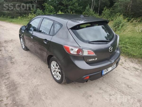 Pelēks Mazda 3 2010 Rīga, ar dzinēja tilpumu 1.60 L un nobraukumu 156 tūkst. km par 3200 €, foto 3 vietnē AUTOMOTO.COM.LV