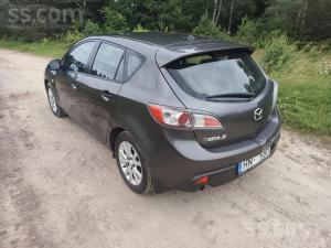 Grey Mazda 3 2010 in Riga, with an engine capacity of 1.60 L and mileage of 156 thousand km for 3200 €, photo 4 on AUTOMOTO.COM.LV