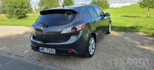 Grey Mazda 3 2010 in Riga, with an engine capacity of 2.20 L and mileage of 260 thousand km for 2800 €, photo 4 on AUTOMOTO.COM.LV
