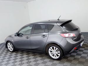 Grey Mazda 3 2010 in Tallinn, with an engine capacity of 1.60 L and mileage of 232 thousand km for 1299 €, photo 5 on AUTOMOTO.COM.LV