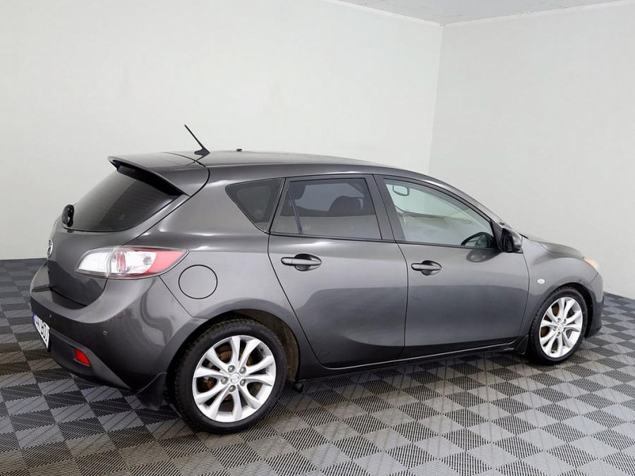 Grey Mazda 3 2010 in Tallinn, with an engine capacity of 1.60 L and mileage of 232 thousand km for 1299 €, photo 11 on AUTOMOTO.COM.LV