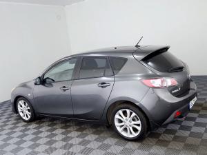 Grey Mazda 3 2010 in Tallinn, with an engine capacity of 1.60 L and mileage of 232 thousand km for 1299 €, photo 12 on AUTOMOTO.COM.LV
