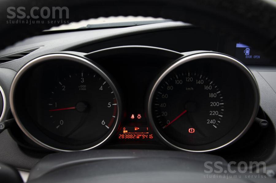 Grey Mazda 3 2011 in Riga, with an engine capacity of 1.60 L and mileage of 284 thousand km for 2990 €, photo 11 on AUTOMOTO.COM.LV