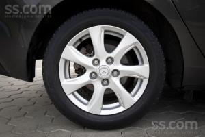 Grey Mazda 3 2011 in Riga, with an engine capacity of 1.60 L and mileage of 284 thousand km for 2990 €, photo 16 on AUTOMOTO.COM.LV