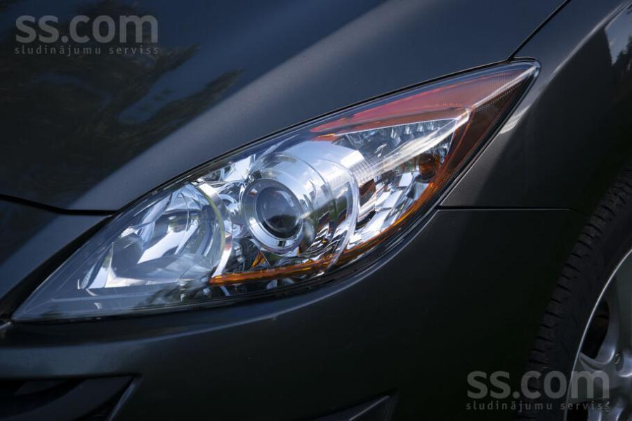 Grey Mazda 3 2011 in Riga, with an engine capacity of 1.60 L and mileage of 284 thousand km for 2990 €, photo 17 on AUTOMOTO.COM.LV