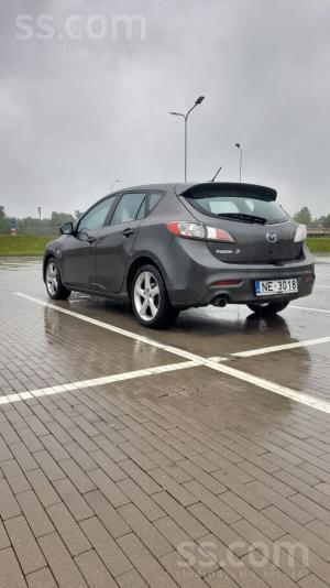 Grey Mazda 3 2011 in Rezekne, with an engine capacity of 1.60 L and mileage of 270 thousand km for 2500 €, photo 4 on AUTOMOTO.COM.LV