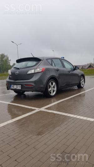 Grey Mazda 3 2011 in Rezekne, with an engine capacity of 1.60 L and mileage of 270 thousand km for 2500 €, photo 5 on AUTOMOTO.COM.LV
