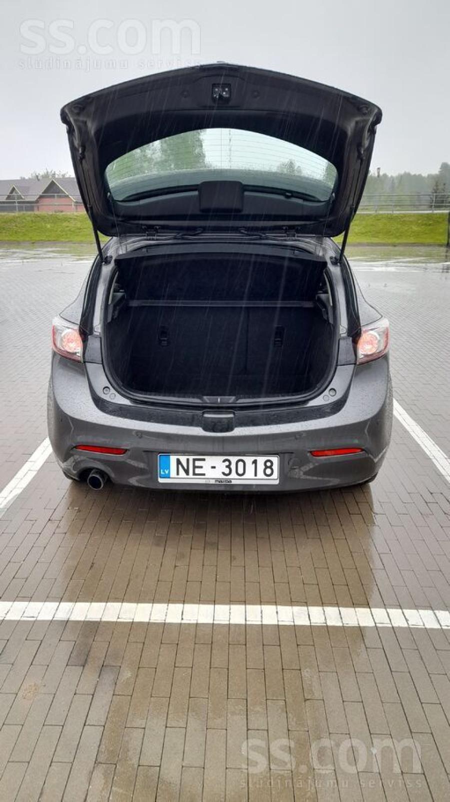 Grey Mazda 3 2011 in Rezekne, with an engine capacity of 1.60 L and mileage of 270 thousand km for 2500 €, photo 7 on AUTOMOTO.COM.LV