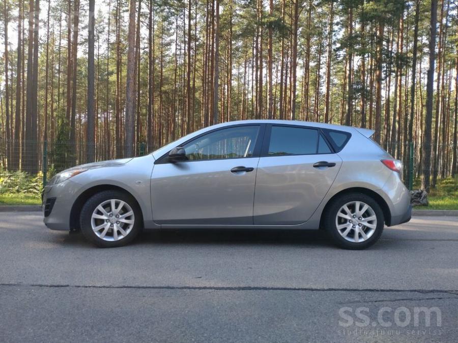 Pelēks Mazda 3 2011 Rīga, ar dzinēja tilpumu 1.60 L un nobraukumu 223 tūkst. km par 3000 €, foto 5 vietnē AUTOMOTO.COM.LV