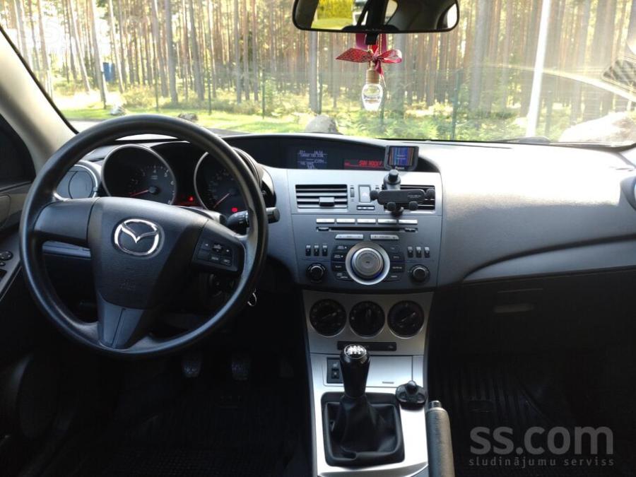 Pelēks Mazda 3 2011 Rīga, ar dzinēja tilpumu 1.60 L un nobraukumu 223 tūkst. km par 3000 €, foto 7 vietnē AUTOMOTO.COM.LV
