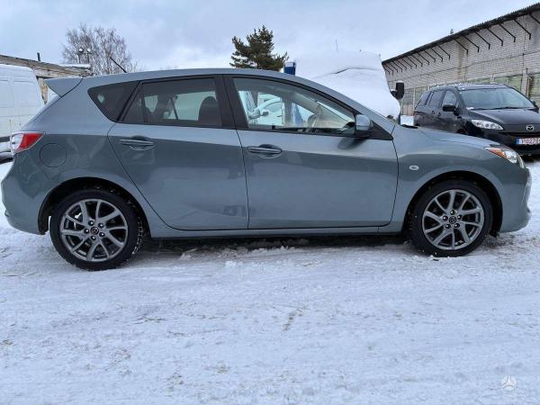 Grey Mazda 3 2012 in Siauliai, with an engine capacity of 1.56 L and mileage of 227 thousand km for 3450 €, photo 6 on AUTOMOTO.COM.LV