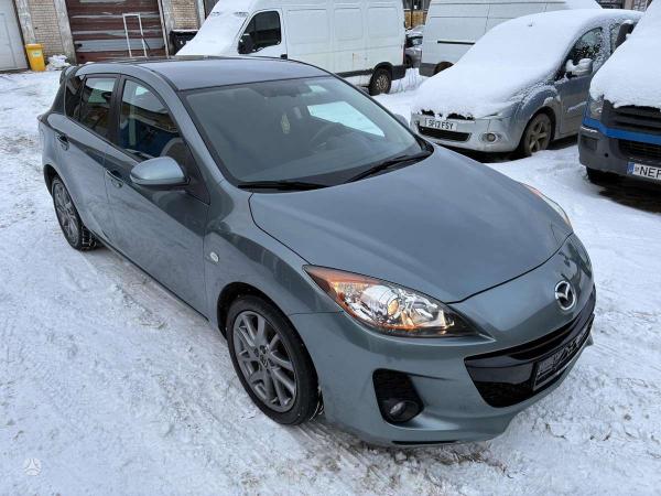 Grey Mazda 3 2012 in Siauliai, with an engine capacity of 1.56 L and mileage of 227 thousand km for 3450 €, photo 7 on AUTOMOTO.COM.LV