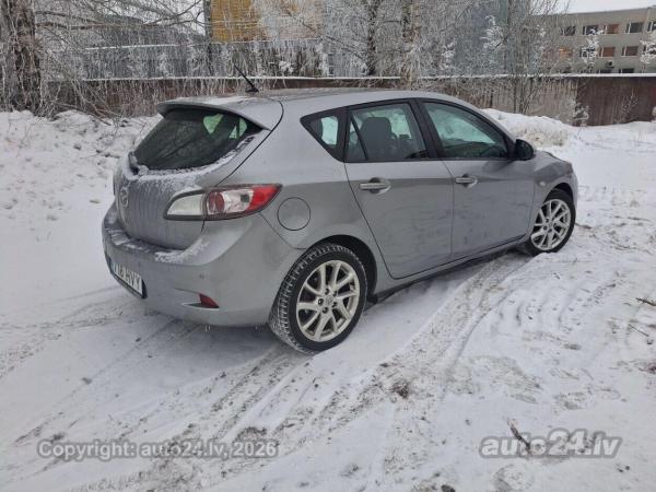 Pelēks Mazda 3 2012 Tallina, ar dzinēja tilpumu 1.60 L un nobraukumu 231 tūkst. km par 4500 €, foto 6 vietnē AUTOMOTO.COM.LV
