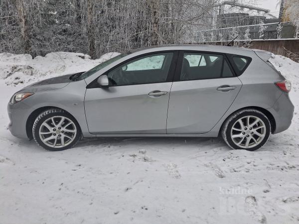 Pelēks Mazda 3 2012 Viljandi, ar dzinēja tilpumu 0.00 L un nobraukumu 232 tūkst. km par 4250 €, foto 1 vietnē AUTOMOTO.COM.LV