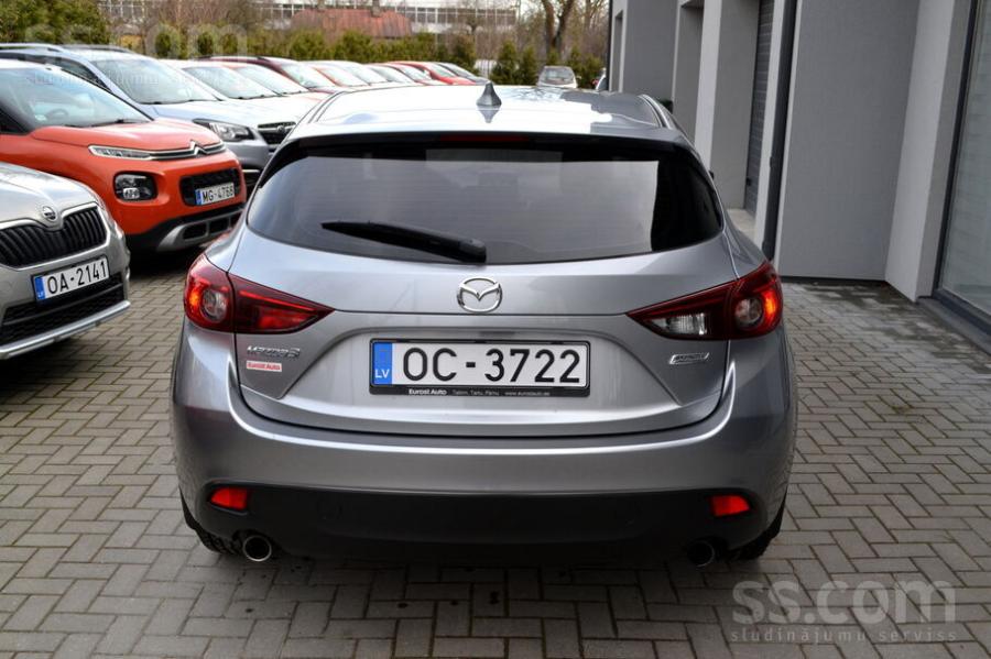 Grey Mazda 3 2013 in Riga, with an engine capacity of 2.00 L and mileage of 193 thousand km for 7200 €, photo 5 on AUTOMOTO.COM.LV