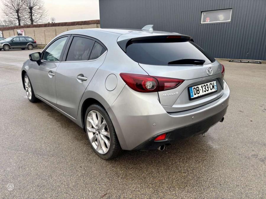 Pelēks Mazda 3 2013 Tauragė, ar dzinēja tilpumu 2.19 L un nobraukumu 160 tūkst. km par 5500 €, foto 7 vietnē AUTOMOTO.COM.LV