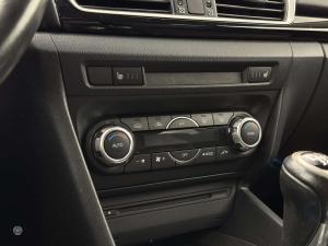 Pelēks Mazda 3 2014 Viļņa, ar dzinēja tilpumu 2.19 L un nobraukumu 251 tūkst. km par 5500 €, foto 12 vietnē AUTOMOTO.COM.LV