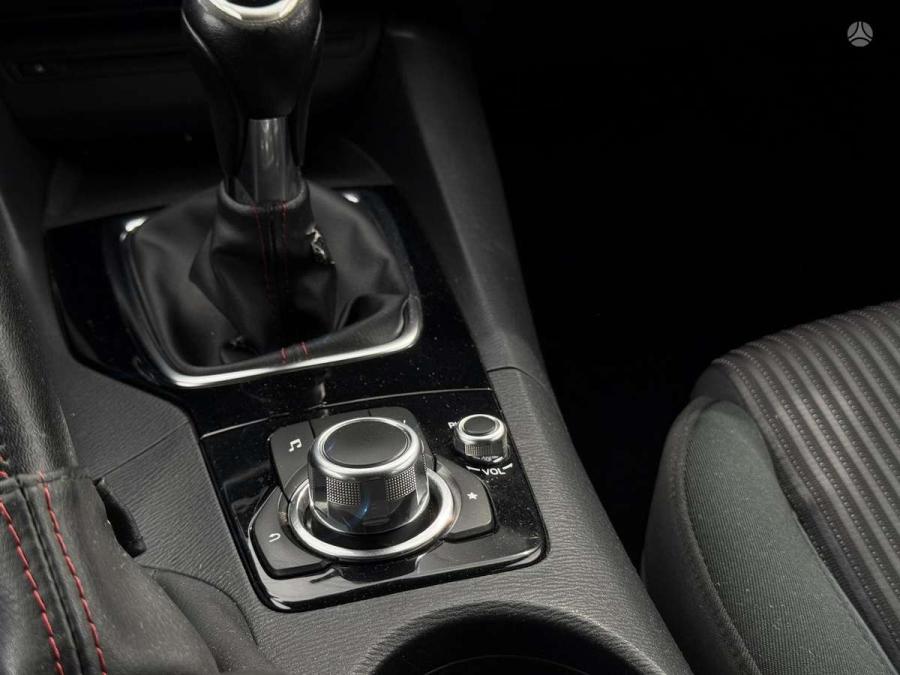 Pelēks Mazda 3 2014 Viļņa, ar dzinēja tilpumu 2.19 L un nobraukumu 251 tūkst. km par 5500 €, foto 13 vietnē AUTOMOTO.COM.LV