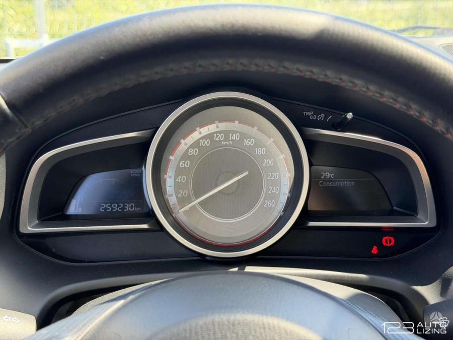 Pelēks Mazda 3 2014 Tauragė, ar dzinēja tilpumu 2.19 L un nobraukumu 259 tūkst. km par 4500 €, foto 13 vietnē AUTOMOTO.COM.LV