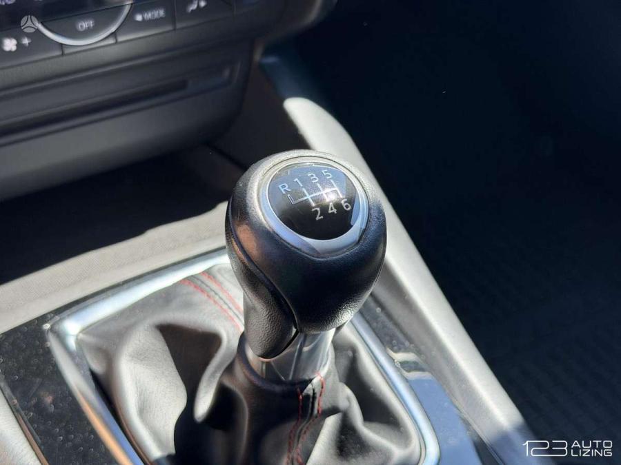 Pelēks Mazda 3 2014 Tauragė, ar dzinēja tilpumu 2.19 L un nobraukumu 259 tūkst. km par 4500 €, foto 18 vietnē AUTOMOTO.COM.LV