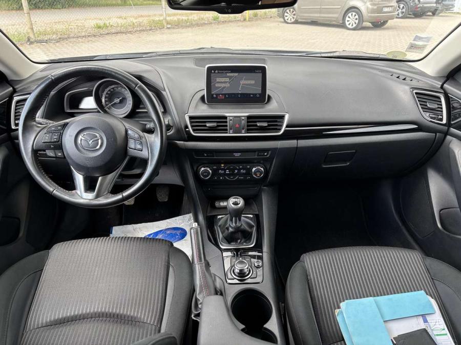 Grey Mazda 3 2014 in Taurage, with an engine capacity of 2.19 L and mileage of 170 thousand km for 4900 €, photo 10 on AUTOMOTO.COM.LV
