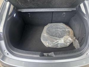 Grey Mazda 3 2014 in Taurage, with an engine capacity of 2.19 L and mileage of 170 thousand km for 4900 €, photo 21 on AUTOMOTO.COM.LV