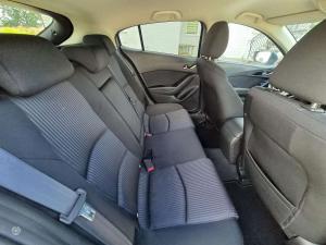 Grey Mazda 3 2014 in Taurage, with an engine capacity of 2.18 L and mileage of 170 thousand km for 4900 €, photo 18 on AUTOMOTO.COM.LV