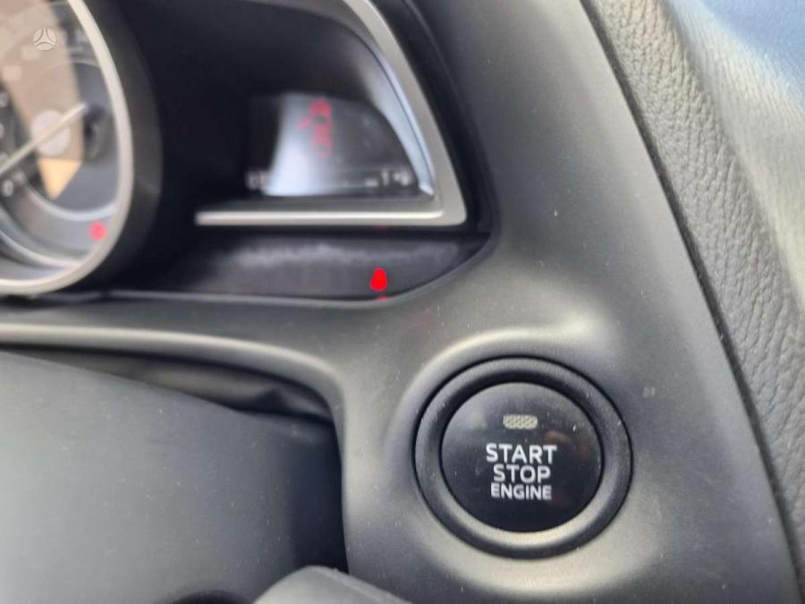 Grey Mazda 3 2014 in Taurage, with an engine capacity of 2.18 L and mileage of 170 thousand km for 4900 €, photo 22 on AUTOMOTO.COM.LV