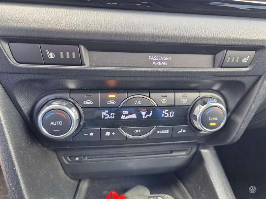 Grey Mazda 3 2014 in Taurage, with an engine capacity of 2.18 L and mileage of 170 thousand km for 4900 €, photo 24 on AUTOMOTO.COM.LV