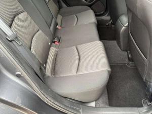 Pelēks Mazda 3 2014 Viļņa, ar dzinēja tilpumu 2.18 L un nobraukumu 250 tūkst. km par 4999 €, foto 20 vietnē AUTOMOTO.COM.LV