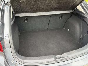 Pelēks Mazda 3 2014 Viļņa, ar dzinēja tilpumu 2.18 L un nobraukumu 250 tūkst. km par 4999 €, foto 32 vietnē AUTOMOTO.COM.LV