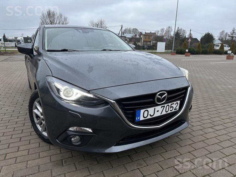 Grey Mazda 3 2015 in Riga, with an engine capacity of 2.20 L and mileage of 189 thousand km for 6950 €, photo 3 on AUTOMOTO.COM.LV