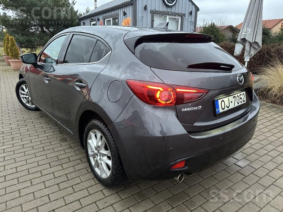 Grey Mazda 3 2015 in Riga, with an engine capacity of 2.20 L and mileage of 189 thousand km for 6950 €, photo 5 on AUTOMOTO.COM.LV