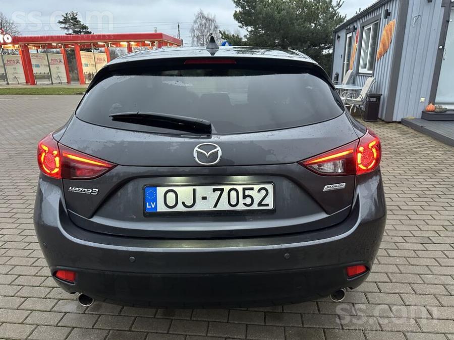 Grey Mazda 3 2015 in Riga, with an engine capacity of 2.20 L and mileage of 189 thousand km for 6950 €, photo 29 on AUTOMOTO.COM.LV