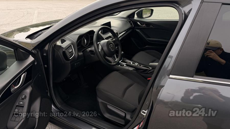 Grey Mazda 3 2015 in Tallinn, with an engine capacity of 2.00 L and mileage of 46 thousand km for 11900 €, photo 9 on AUTOMOTO.COM.LV
