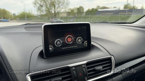 Pelēks Mazda 3 2015 Tallina, ar dzinēja tilpumu 2.00 L un nobraukumu 46 tūkst. km par 11900 €, foto 10 vietnē AUTOMOTO.COM.LV