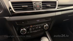Grey Mazda 3 2015 in Tallinn, with an engine capacity of 2.00 L and mileage of 46 thousand km for 11900 €, photo 12 on AUTOMOTO.COM.LV