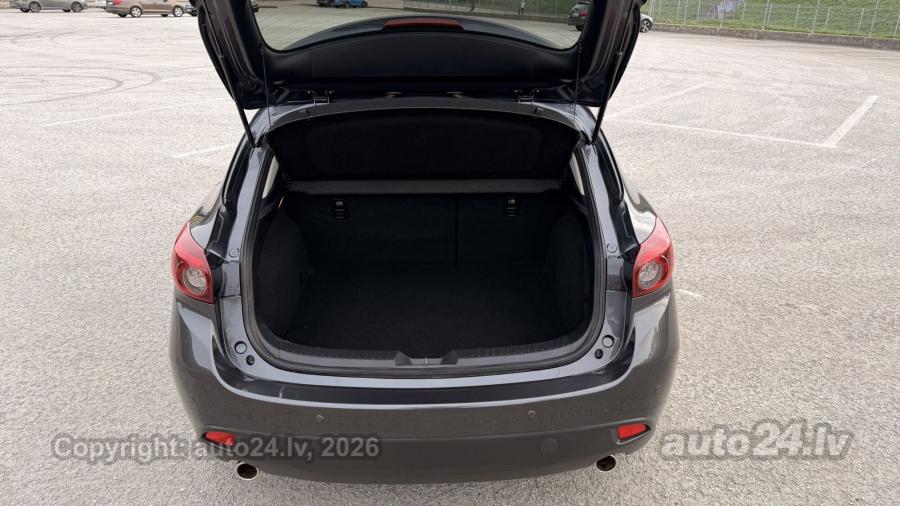 Grey Mazda 3 2015 in Tallinn, with an engine capacity of 2.00 L and mileage of 46 thousand km for 11900 €, photo 15 on AUTOMOTO.COM.LV