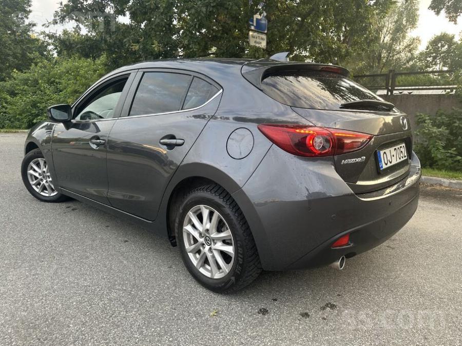 Grey Mazda 3 2015 in Riga, with an engine capacity of 2.20 L and mileage of 192 thousand km for 5350 €, photo 9 on AUTOMOTO.COM.LV