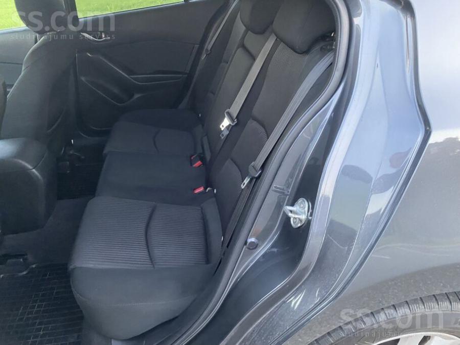 Grey Mazda 3 2015 in Riga, with an engine capacity of 2.20 L and mileage of 192 thousand km for 5350 €, photo 12 on AUTOMOTO.COM.LV