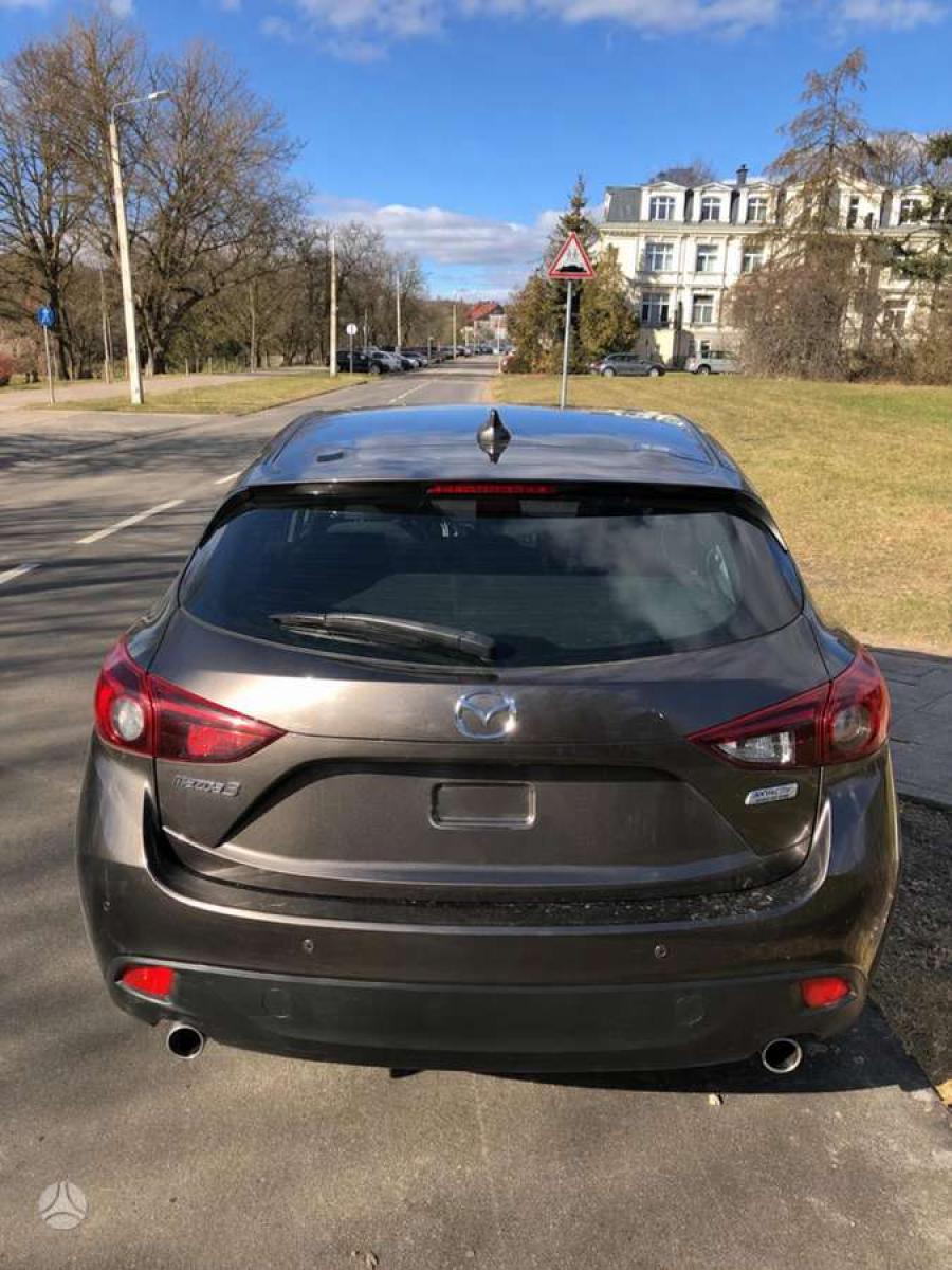 Grey Mazda 3 2015 in Vilnius, with an engine capacity of 2.00 L and mileage of 52 thousand km for 9000 €, photo 3 on AUTOMOTO.COM.LV