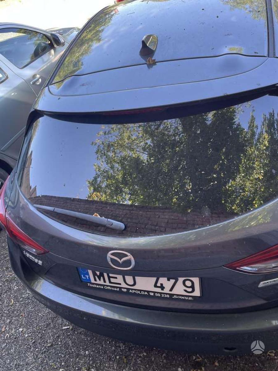 Grey Mazda 3 2015 in Kaunas, with an engine capacity of 2.19 L and mileage of 164 thousand km for 3000 €, photo 6 on AUTOMOTO.COM.LV
