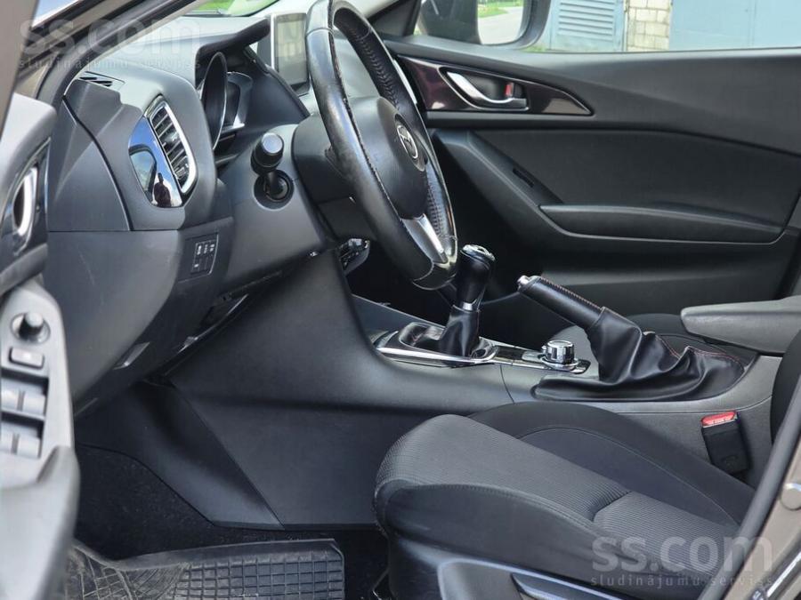Grey Mazda 3 2015 in Liepaja, with an engine capacity of 2.20 L and mileage of 221 thousand km for 6200 €, photo 11 on AUTOMOTO.COM.LV