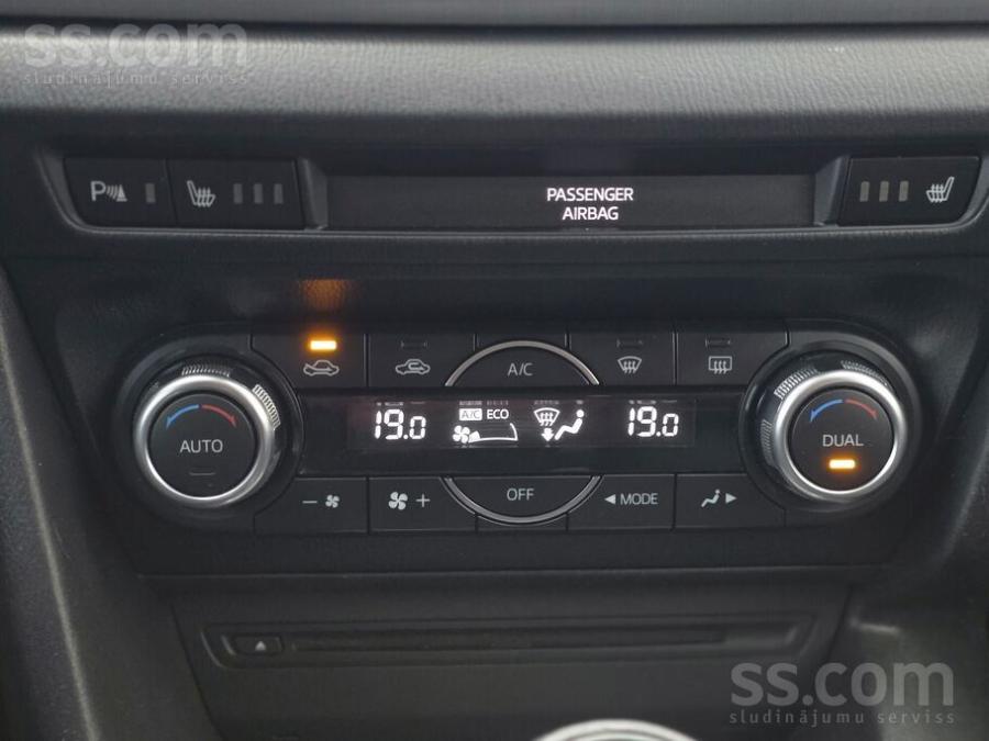 Grey Mazda 3 2015 in Liepaja, with an engine capacity of 2.20 L and mileage of 221 thousand km for 6200 €, photo 16 on AUTOMOTO.COM.LV