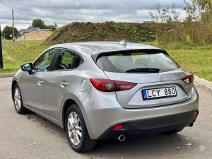 Pelēks Mazda 3 2015 Viļņa, ar dzinēja tilpumu 2.20 L un nobraukumu 234 tūkst. km par 4500 €, foto 4 vietnē AUTOMOTO.COM.LV