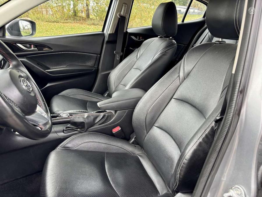 Pelēks Mazda 3 2015 Viļņa, ar dzinēja tilpumu 2.20 L un nobraukumu 234 tūkst. km par 4500 €, foto 17 vietnē AUTOMOTO.COM.LV